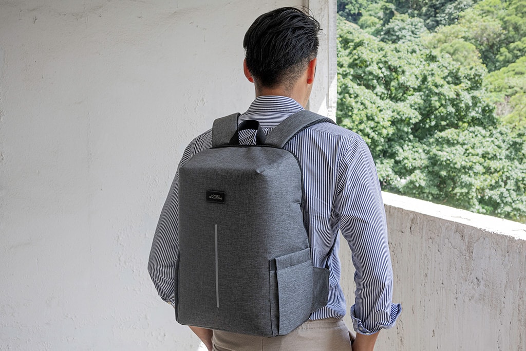 Multifunctional Lightweight Backpack – 简尚界